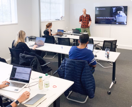 Learn OutSystems | Learn how to build great apps | OutSystems